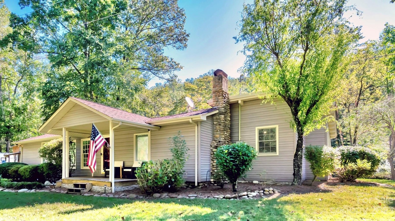 8996 Edgemont Rd, Collettsville, NC 28611 | Redfin 8996 Edgemont Rd, Collettsville, NC 28611 | Redfin