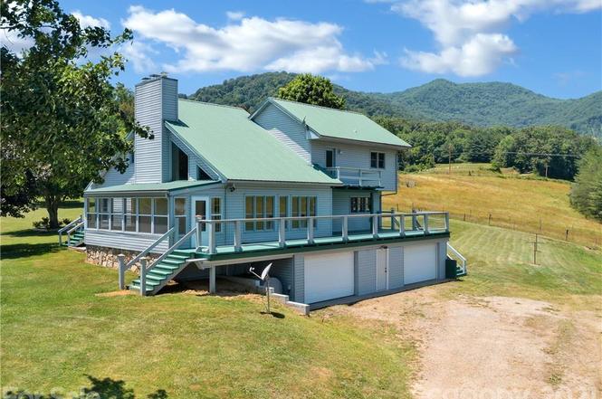 284 Brown Cove Rd, Clyde, NC 28721 | MLS# 3752895 | Redfin 284 Brown Cove Rd, Clyde, NC 28721 | MLS# 3752895 | Redfin