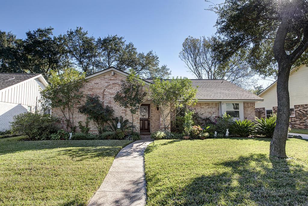 12307 Whittington Dr, Houston, TX 77077 | Redfin 12307 Whittington Dr, Houston, TX 77077 | Redfin