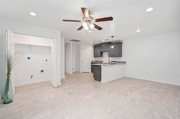 6851 Crestmont St Unit AB, Houston, TX 77033 | MLS# 17110069 | Redfin
