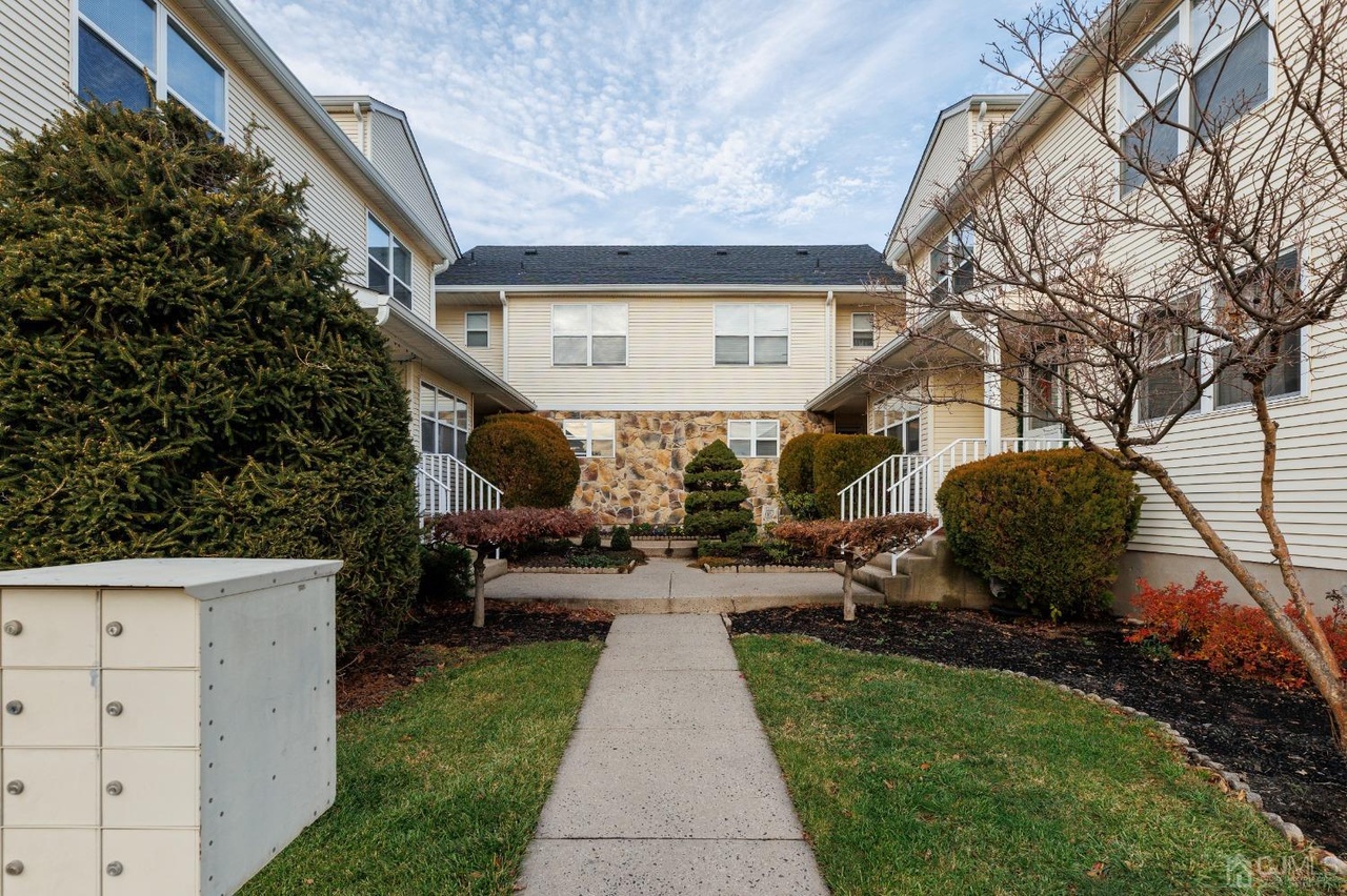 164 Keswick Dr, Piscataway, NJ 08854 | Redfin 164 Keswick Dr, Piscataway, NJ 08854 | Redfin