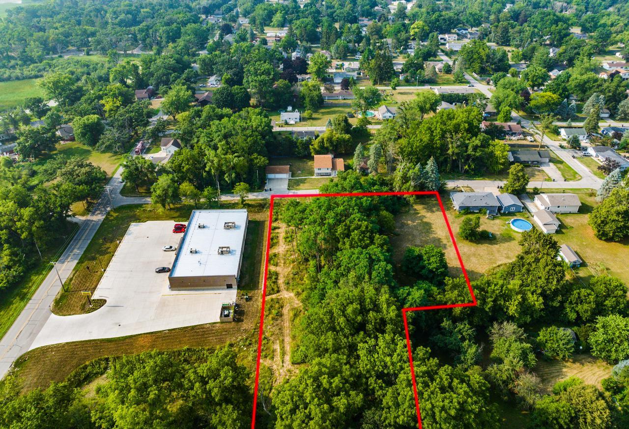 1320 Highland Blvd, Genoa City, WI 53128 | MLS# 1844287 | Redfin 1320 Highland Blvd, Genoa City, WI 53128 | MLS# 1844287 | Redfin