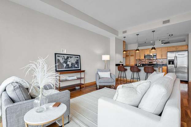 106 W Seeboth St #816, Milwaukee, WI 53204 | MLS# 1897302 | Redfin 106 W Seeboth St #816, Milwaukee, WI 53204 | MLS# 1897302 | Redfin