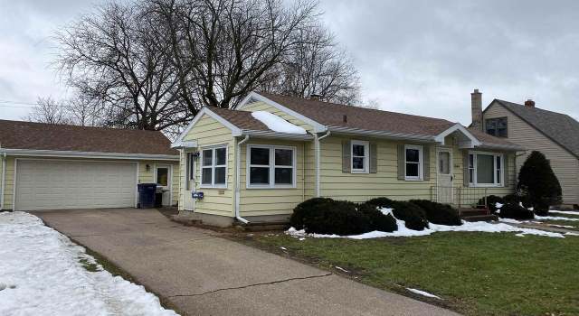 524 S Academy St, Janesville, WI 53548 | MLS# 1976476 | Redfin 524 S Academy St, Janesville, WI 53548 | MLS# 1976476 | Redfin