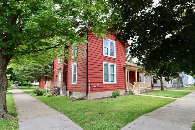 603 S Academy St, Janesville, WI 53548 | MLS# 1979655 | Redfin 603 S Academy St, Janesville, WI 53548 | MLS# 1979655 | Redfin