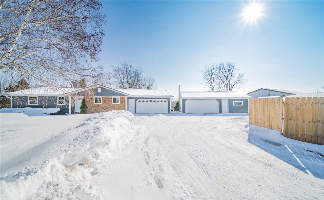 7345 Lemke Dr, Greenleaf, WI 54126 | Redfin 7345 Lemke Dr, Greenleaf, WI 54126 | Redfin