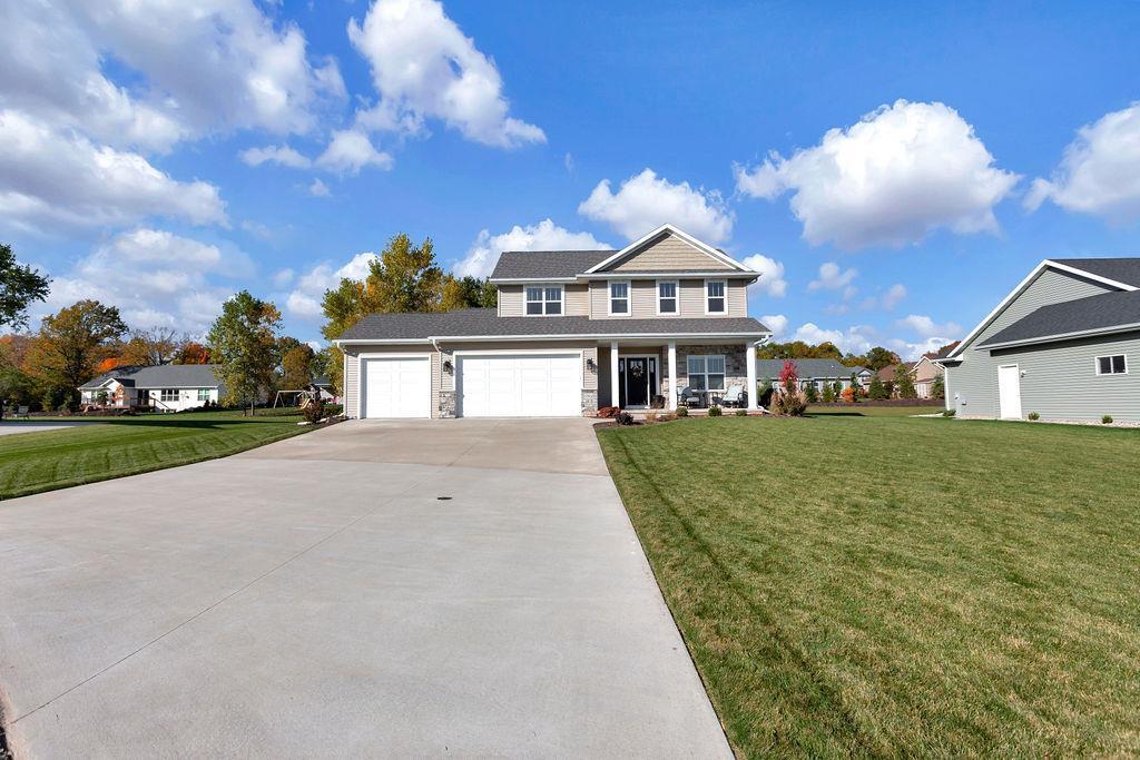 1305 Coneflower Ct, Neenah, WI 54956 | Redfin 1305 Coneflower Ct, Neenah, WI 54956 | Redfin