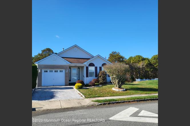 165 Prince Charles Dr, Toms River, NJ 08757 | Redfin 165 Prince Charles Dr, Toms River, NJ 08757 | Redfin