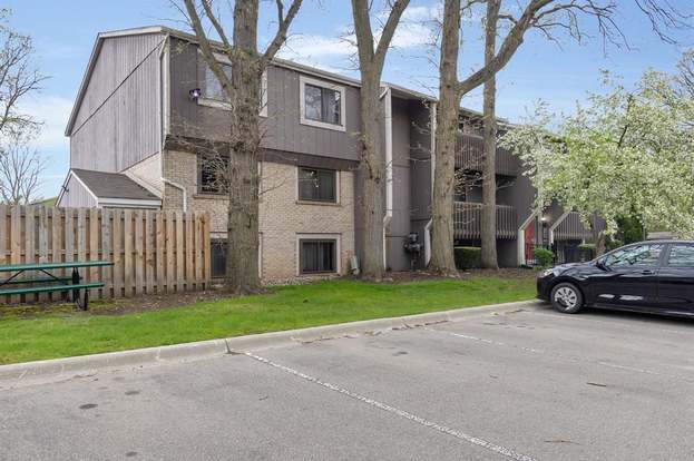 30333 Hunters Dr, Farmington Hills, MI 48334 | MLS# 20240040271 | Redfin 30333 Hunters Dr, Farmington Hills, MI 48334 | MLS# 20240040271 | Redfin