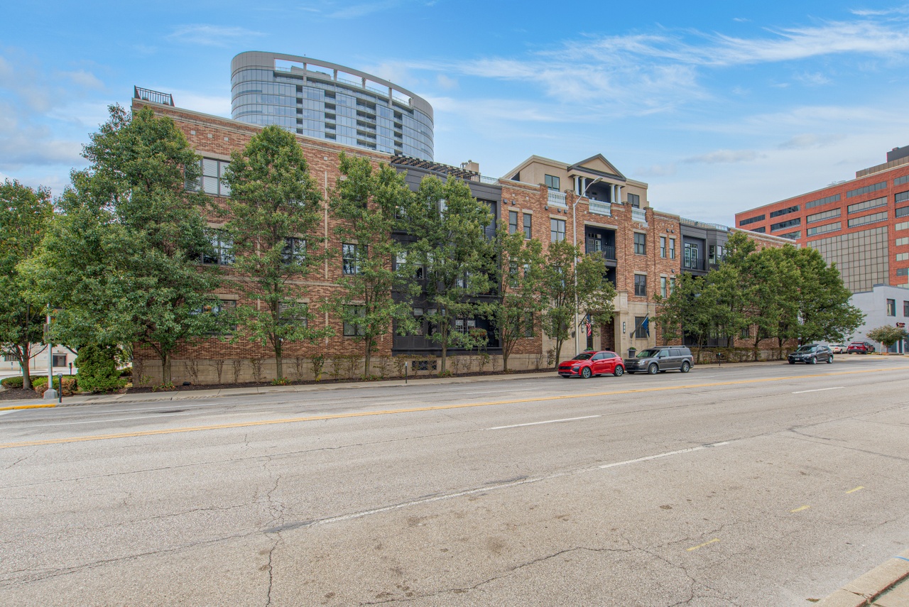 355 E Ohio St Ste 205, Indianapolis, IN 46204 | MLS# 21946307 | Redfin 355 E Ohio St Ste 205, Indianapolis, IN 46204 | MLS# 21946307 | Redfin