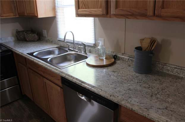 173 Maid Marian Ln, Lexington, NC 27292 | MLS# 1136760 | Redfin 173 Maid Marian Ln, Lexington, NC 27292 | MLS# 1136760 | Redfin