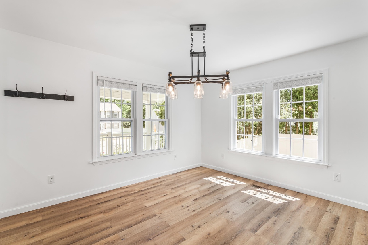 512 Coolidge Ave, Manchester, NH 03102 | MLS# 4964805 | Redfin 512 Coolidge Ave, Manchester, NH 03102 | MLS# 4964805 | Redfin