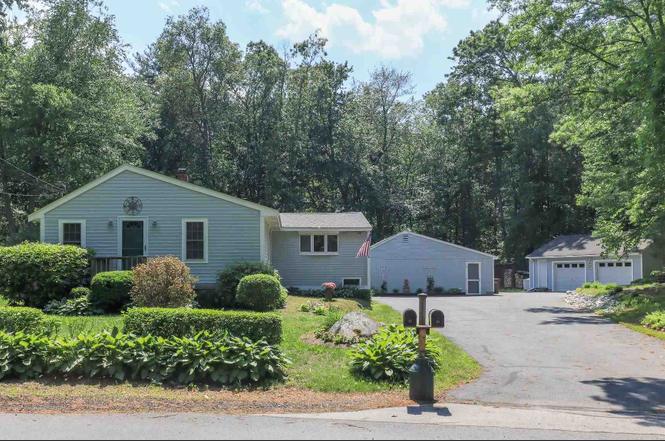 9a And 9b Waters Edge Rd Atkinson Nh 03811 Mls 4865845 Redfin