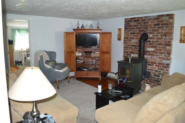 39 Temple Rd, New Ipswich, NH 03071 | MLS# 4819040 | Redfin 39 Temple Rd, New Ipswich, NH 03071 | MLS# 4819040 | Redfin