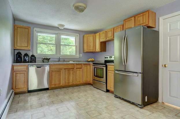 21 Old Derry Rd, Hudson, NH 03051 | Redfin 21 Old Derry Rd, Hudson, NH 03051 | Redfin