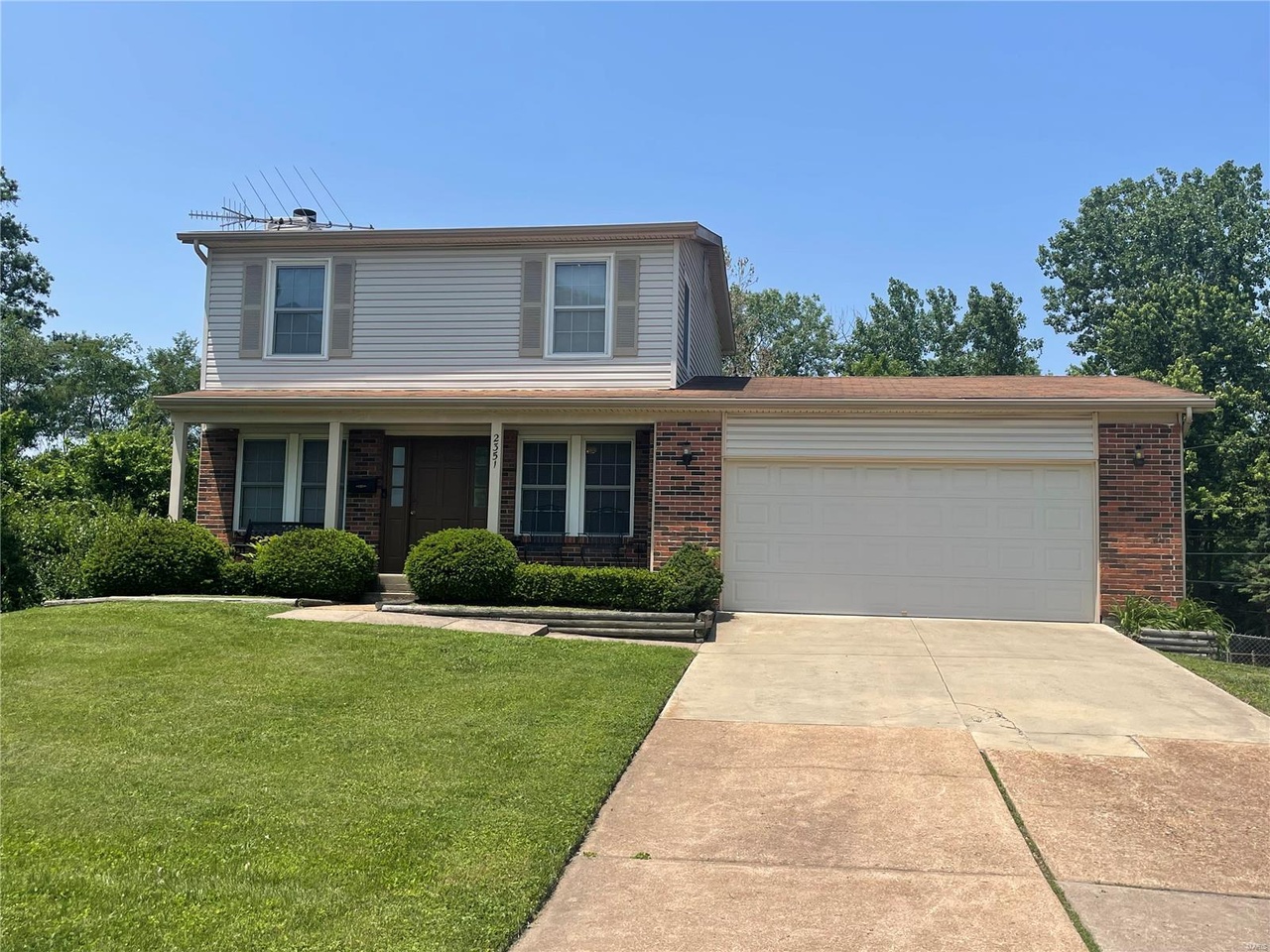 2351 Bramble Ln, Florissant, MO 63033 | MLS# 23031008 | Redfin 2351 Bramble Ln, Florissant, MO 63033 | MLS# 23031008 | Redfin