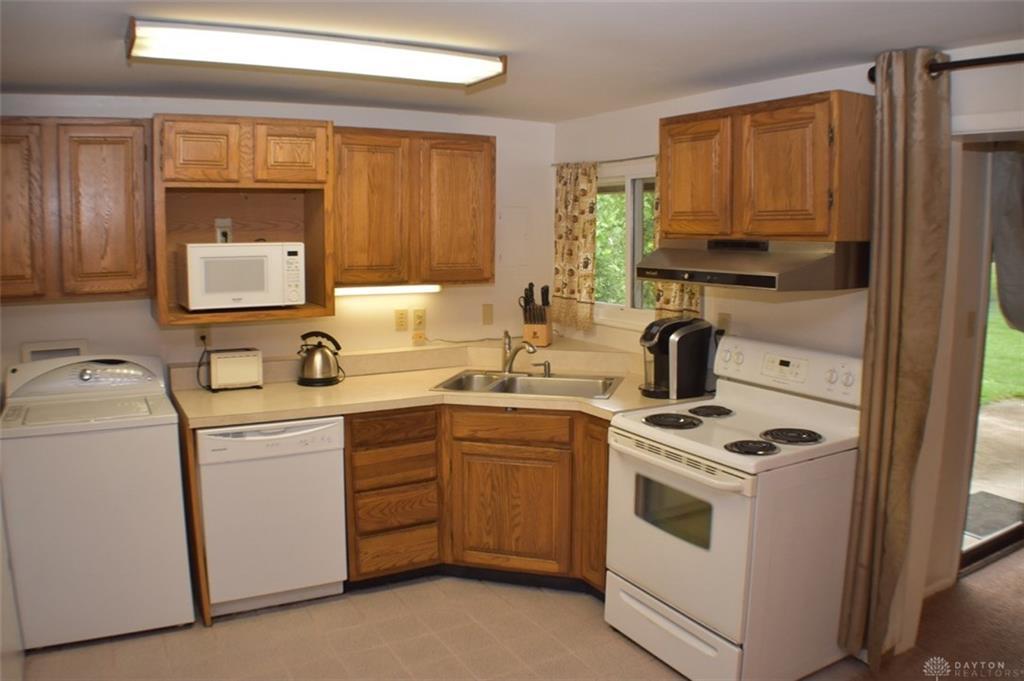 2281 Renshaw Ave, Dayton, OH 45439 | MLS# 772142 | Redfin 2281 Renshaw Ave, Dayton, OH 45439 | MLS# 772142 | Redfin