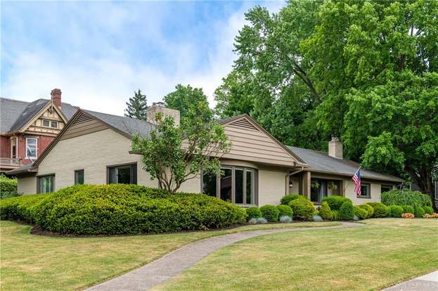 916 Acorn Dr Oakwood Oh 45419 Mls 845276 Redfin
