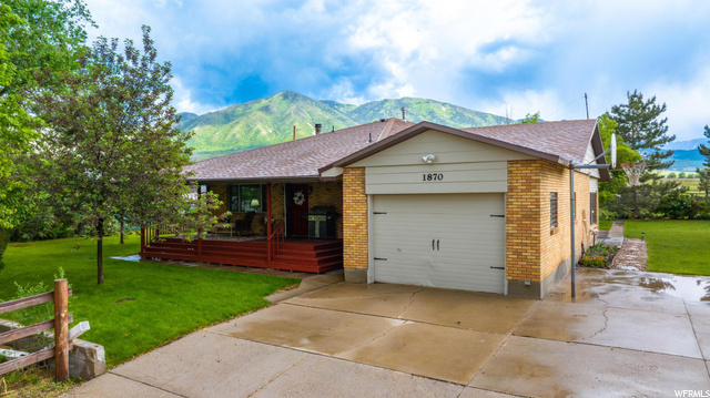 1870 N Walker Rd E, Tooele, UT 84074 | MLS# 1882294 | Redfin 1870 N Walker Rd E, Tooele, UT 84074 | MLS# 1882294 | Redfin