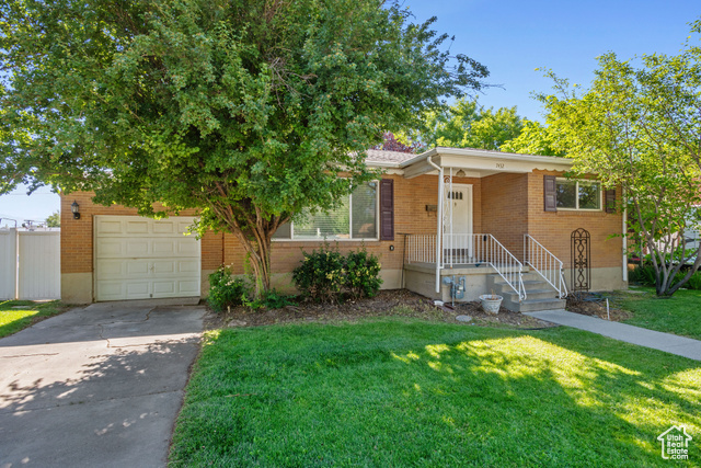 7432 S Cottonwood St, Midvale, UT 84047 | MLS# 2001582 | Redfin 7432 S Cottonwood St, Midvale, UT 84047 | MLS# 2001582 | Redfin