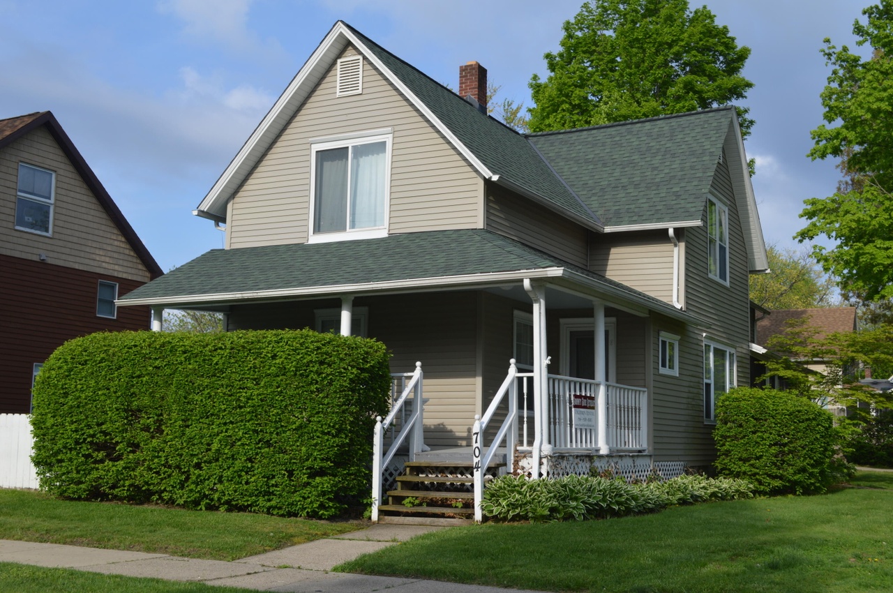 704 Kalamazoo St, South Haven, MI 49090 | MLS# 22019754 | Redfin 704 Kalamazoo St, South Haven, MI 49090 | MLS# 22019754 | Redfin