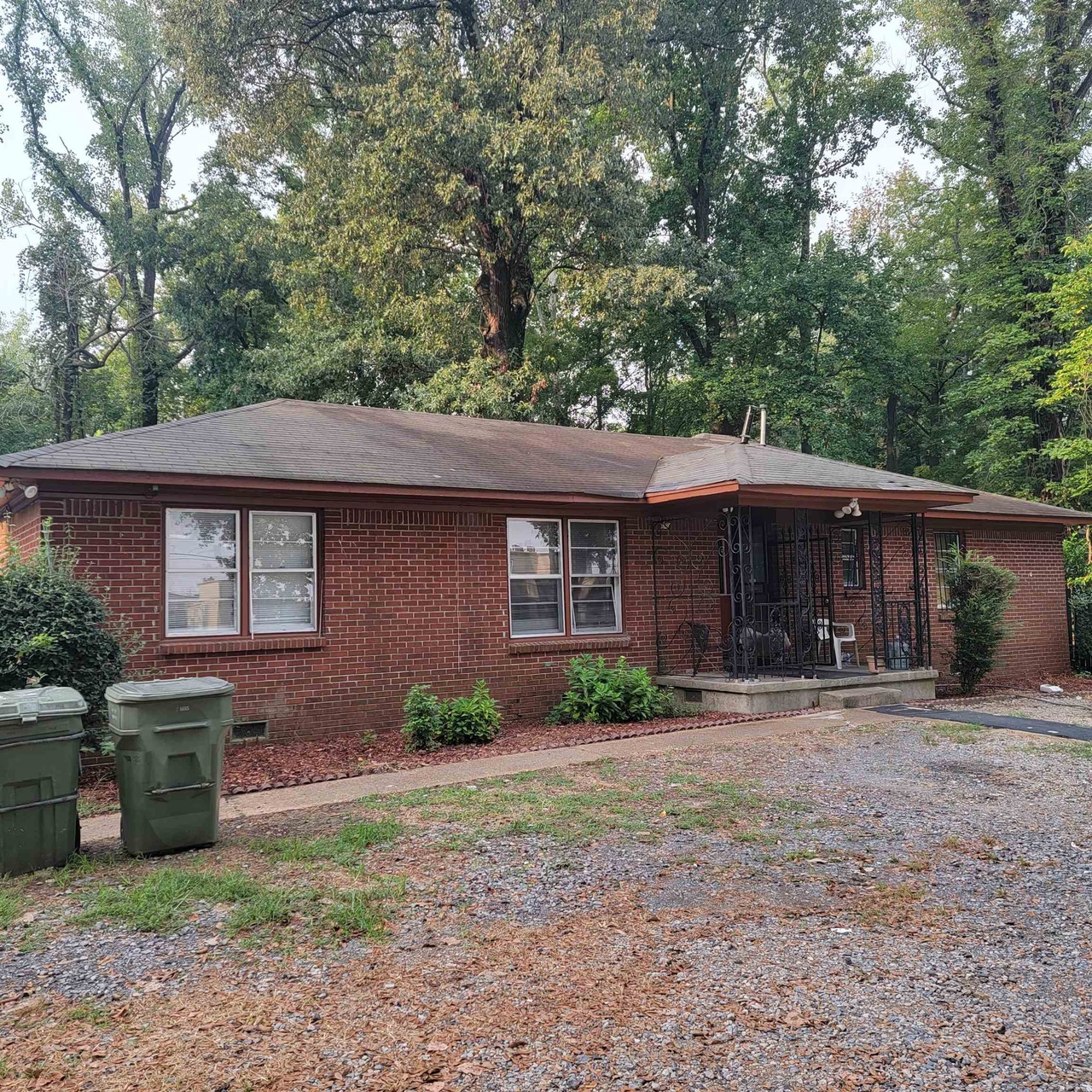 1733 Bender Rd, Memphis, TN 38116 | MLS# 10160542 | Redfin 1733 Bender Rd, Memphis, TN 38116 | MLS# 10160542 | Redfin