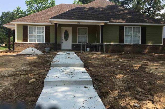 1382 Abernathy Rd, Memphis, TN 38116 | Redfin 1382 Abernathy Rd, Memphis, TN 38116 | Redfin