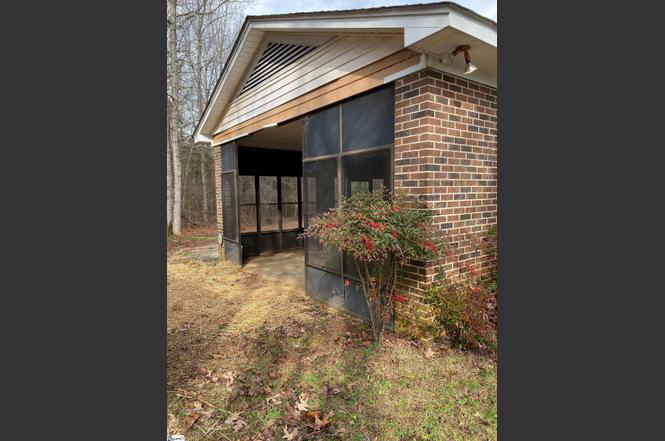 1178 Milam Rd, Clinton, SC 29325 | Redfin 1178 Milam Rd, Clinton, SC 29325 | Redfin