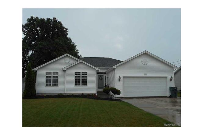 2598 Ferchen St, Wheatfield, NY 14304 | Redfin 2598 Ferchen St, Wheatfield, NY 14304 | Redfin