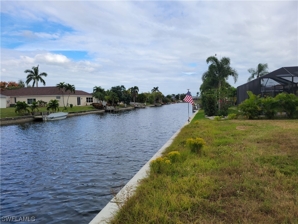 1003 Se 6th St Cape Coral Fl 33990 Redfin