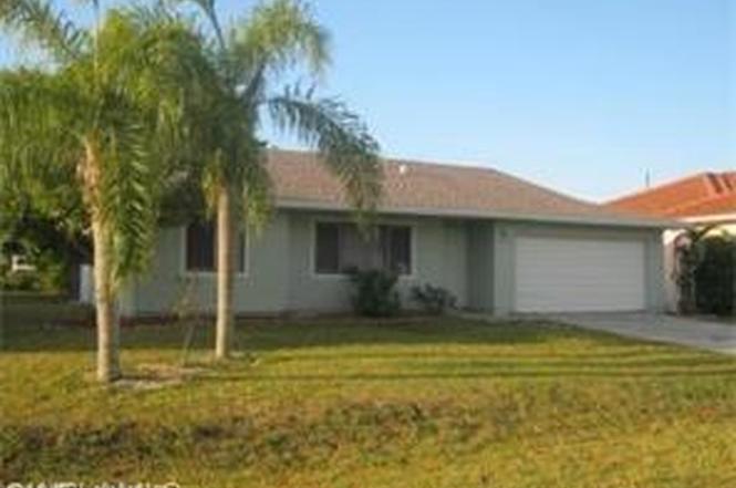 2218 Se 6th St Cape Coral Fl 33990 Mls 217017793 Redfin