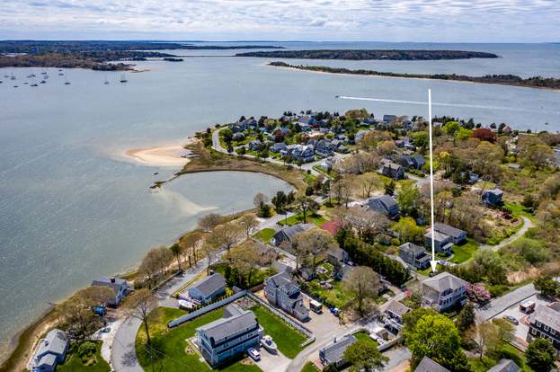 273 Circuit Ave Pocasset Ma 02559 Mls 22402100 Redfin