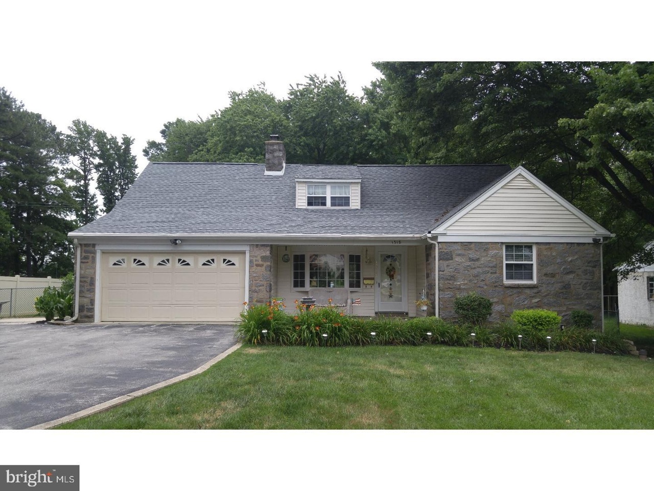 1318 Providence Rd, Secane, PA 19018 | Redfin 1318 Providence Rd, Secane, PA 19018 | Redfin