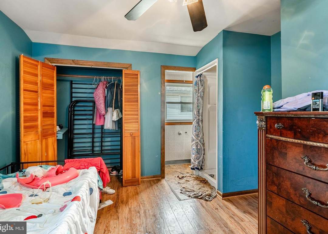 809 Hawthorne Ave, Secane, PA 19018 | Redfin 809 Hawthorne Ave, Secane, PA 19018 | Redfin