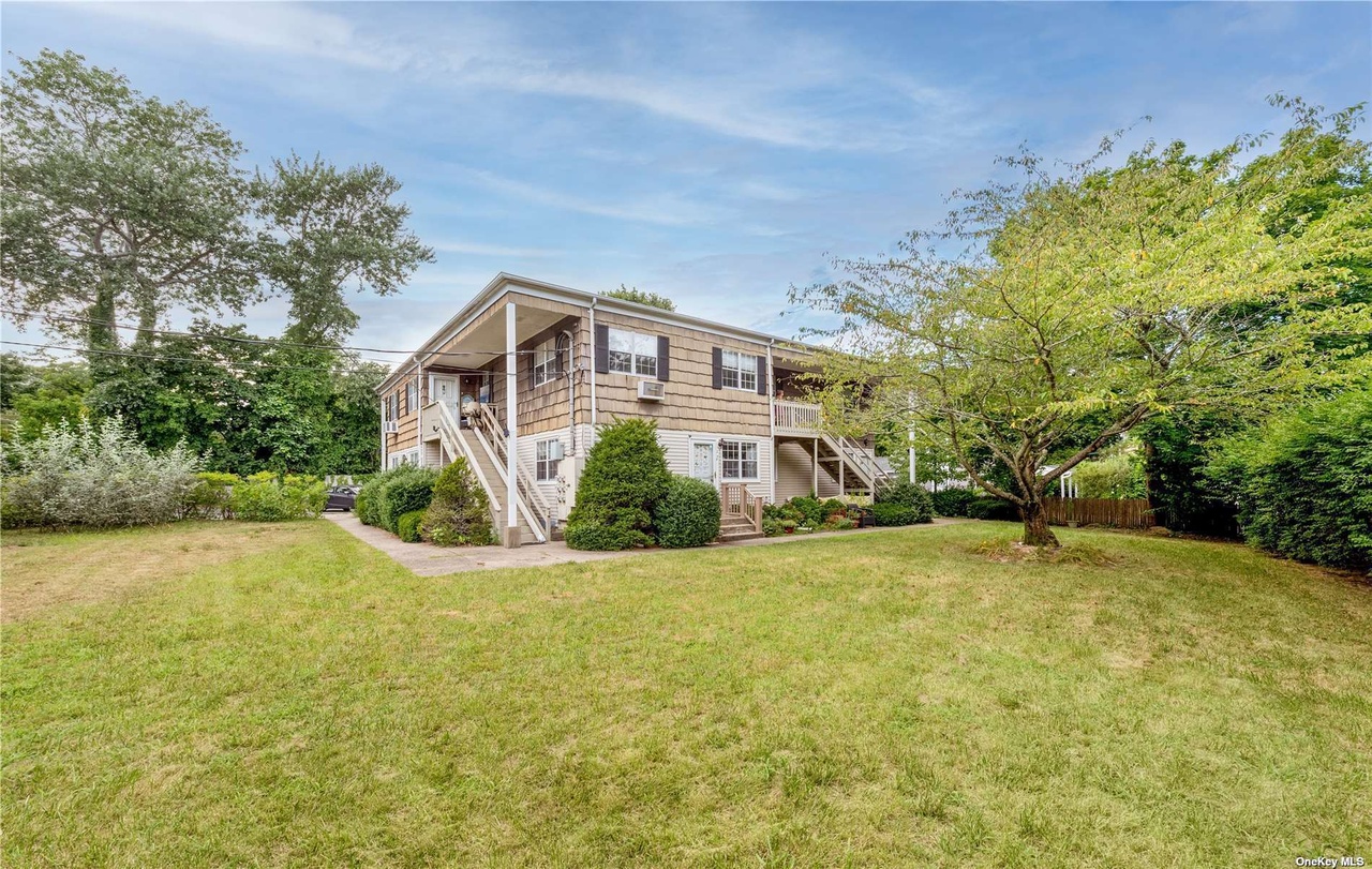 40 Canoe Pl 6 Hampton Bays Ny 11946 Redfin