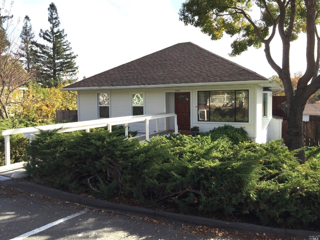 6644 Center St, Forestville, CA 95436 | Redfin 6644 Center St, Forestville, CA 95436 | Redfin