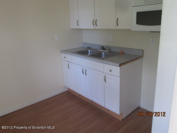 315-317 Larch St, Scranton, PA 18509 | MLS# 124461 | Redfin 315-317 Larch St, Scranton, PA 18509 | MLS# 124461 | Redfin