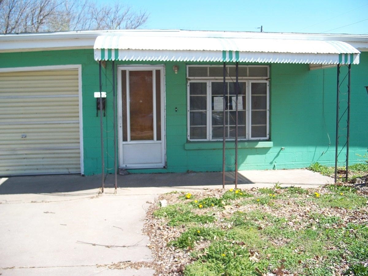1932 S Fern, Wichita, KS 67213 | MLS# 636820 | Redfin 1932 S Fern, Wichita, KS 67213 | MLS# 636820 | Redfin