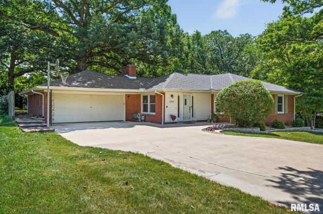 2040 N Morton Ave, Morton, IL 61550 | Redfin 2040 N Morton Ave, Morton, IL 61550 | Redfin