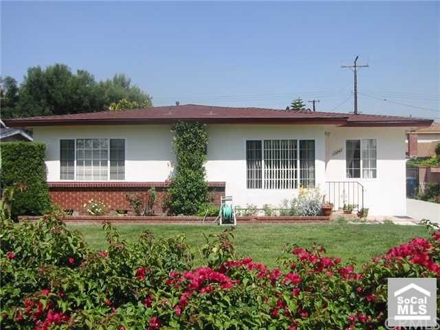 12247 Dolan Ave Downey Ca 90242 Redfin