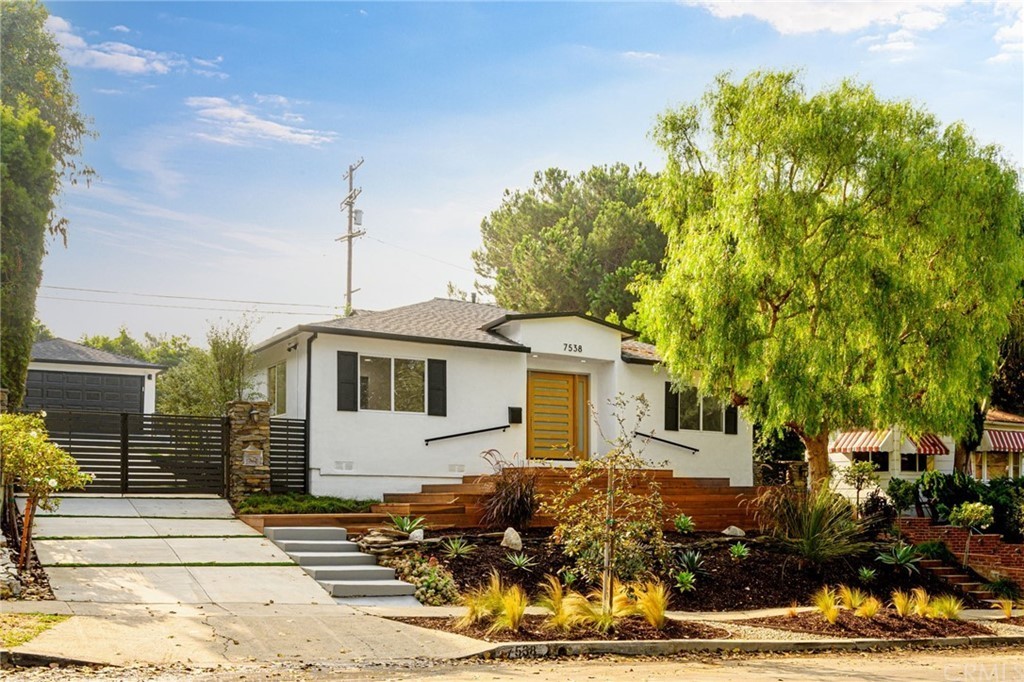 7538 Flight Ave, Los Angeles, CA 90045 | MLS# PW21211256 | Redfin
