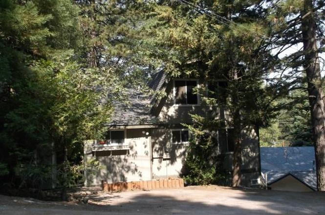 31259 Circle View Dr, Running Springs Area, CA 92382 | Redfin 31259 Circle View Dr, Running Springs Area, CA 92382 | Redfin