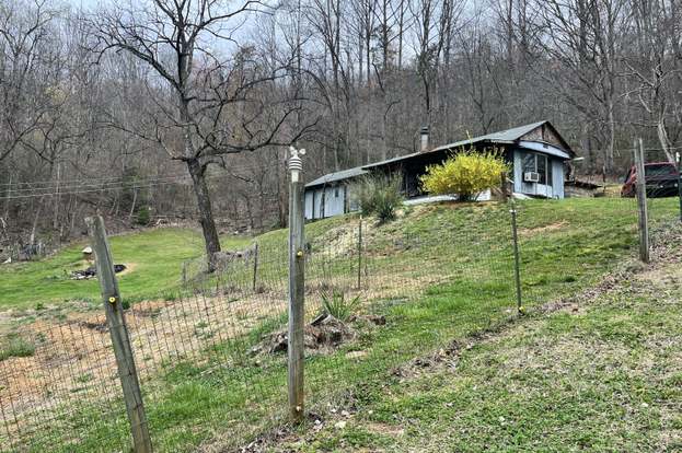 225 Jim Deal Rd, Elizabethton, TN 37643 | MLS# 9963897 | Redfin 225 Jim Deal Rd, Elizabethton, TN 37643 | MLS# 9963897 | Redfin