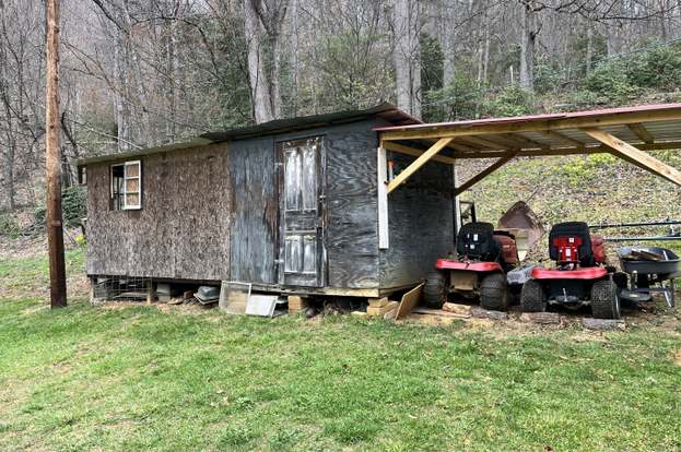 225 Jim Deal Rd, Elizabethton, TN 37643 | MLS# 9963897 | Redfin 225 Jim Deal Rd, Elizabethton, TN 37643 | MLS# 9963897 | Redfin