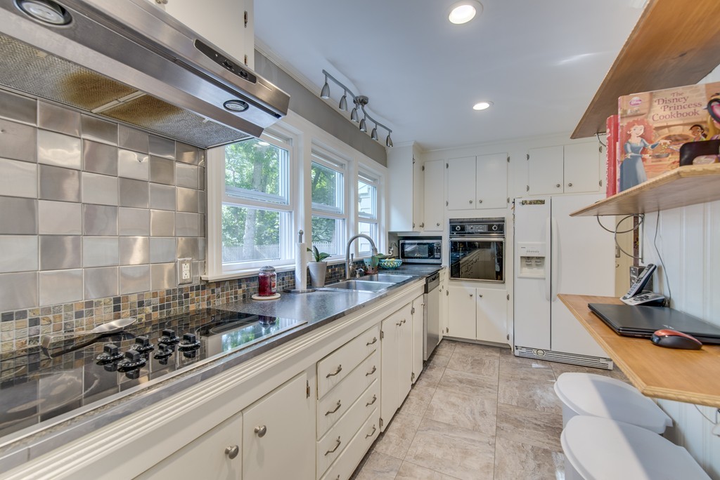 136 Westerly Rd, Plymouth, MA 02360 | MLS# 72224991 | Redfin 136 Westerly Rd, Plymouth, MA 02360 | MLS# 72224991 | Redfin