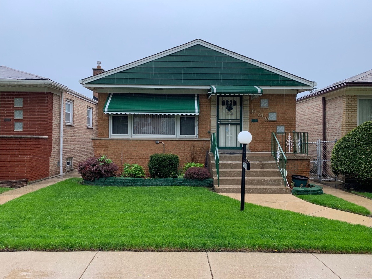 9749 S Lowe Ave, Chicago, IL 60628 | Redfin 9749 S Lowe Ave, Chicago, IL 60628 | Redfin
