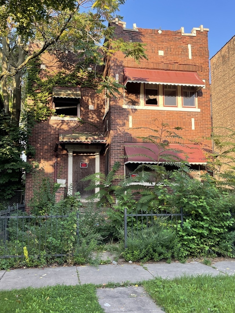 10914 S Vernon Ave, Chicago, IL 60628 | Redfin 10914 S Vernon Ave, Chicago, IL 60628 | Redfin