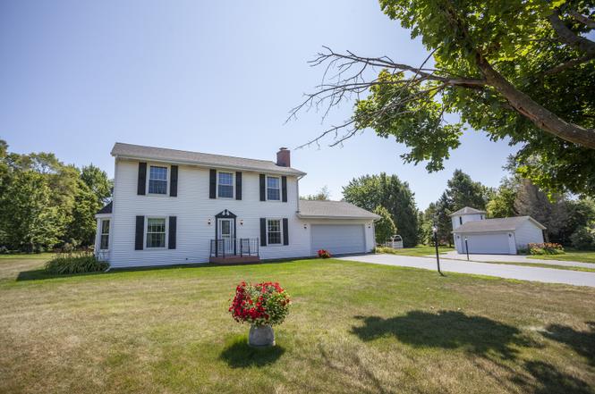 10085 Atwood Rd, Roscoe, IL 61073 | Redfin 10085 Atwood Rd, Roscoe, IL 61073 | Redfin