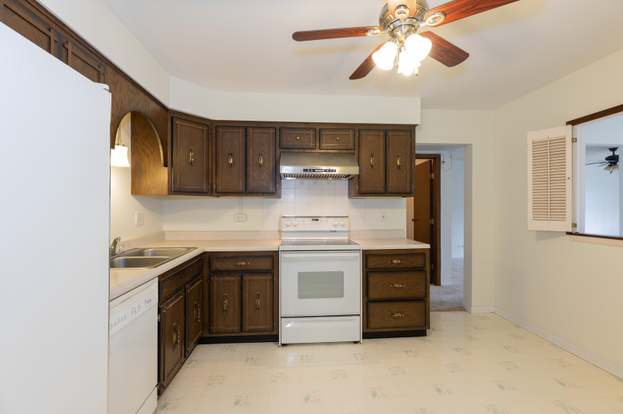 2301 183rd St #208, Homewood, IL 60430 | MLS# 10542950 | Redfin 2301 183rd St #208, Homewood, IL 60430 | MLS# 10542950 | Redfin