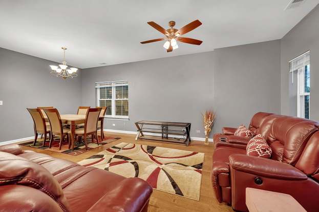 1348 W 107th St, Chicago, IL 60643 | Redfin 1348 W 107th St, Chicago, IL 60643 | Redfin
